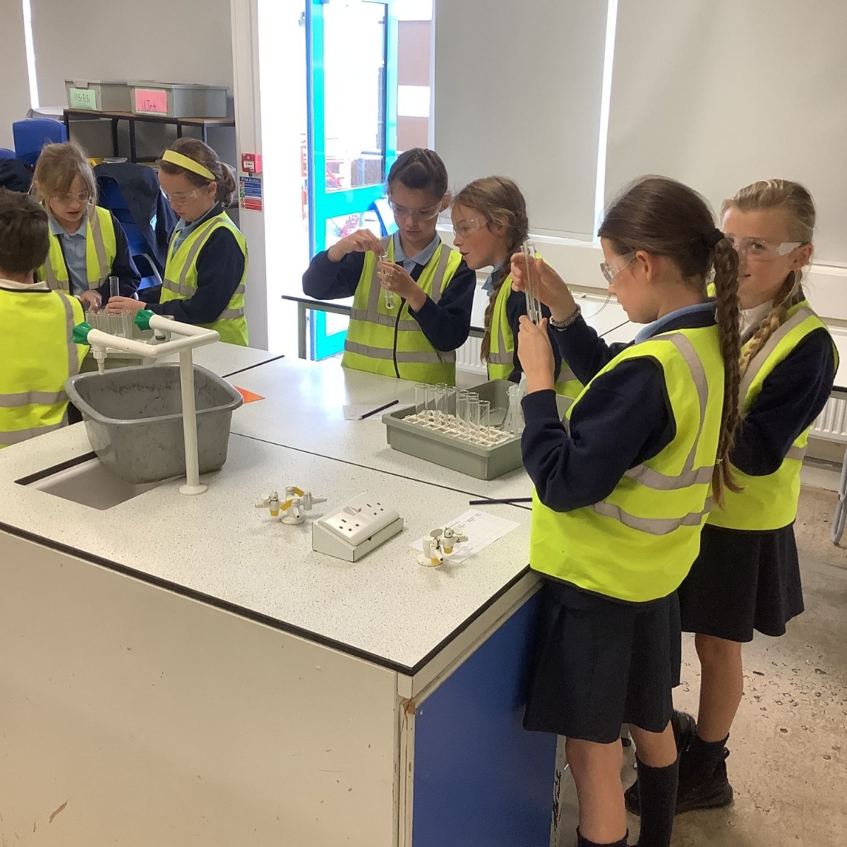 Southbourne Junior School - Buzzard Class Visit The Bourne